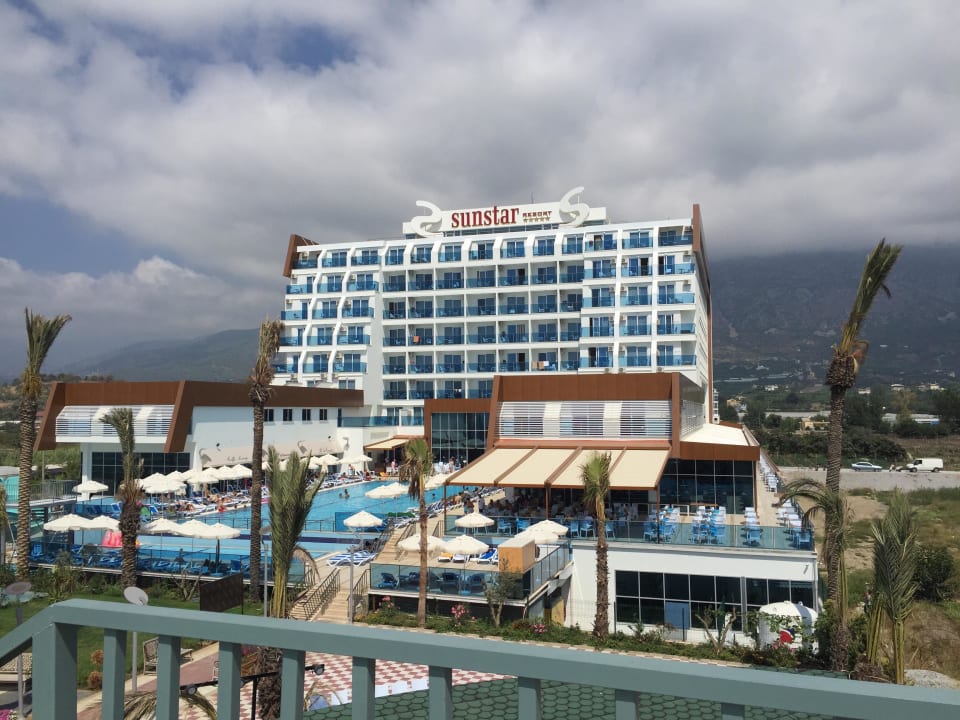 "Von der Straße aus" Sun Star Resort (Alanya-Kestel) • HolidayCheck ...