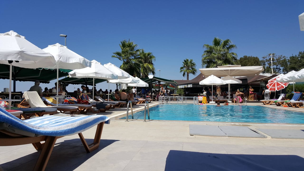 "Am Pool" Side Altinkum Hotel (Side) • HolidayCheck (Türkische Riviera ...