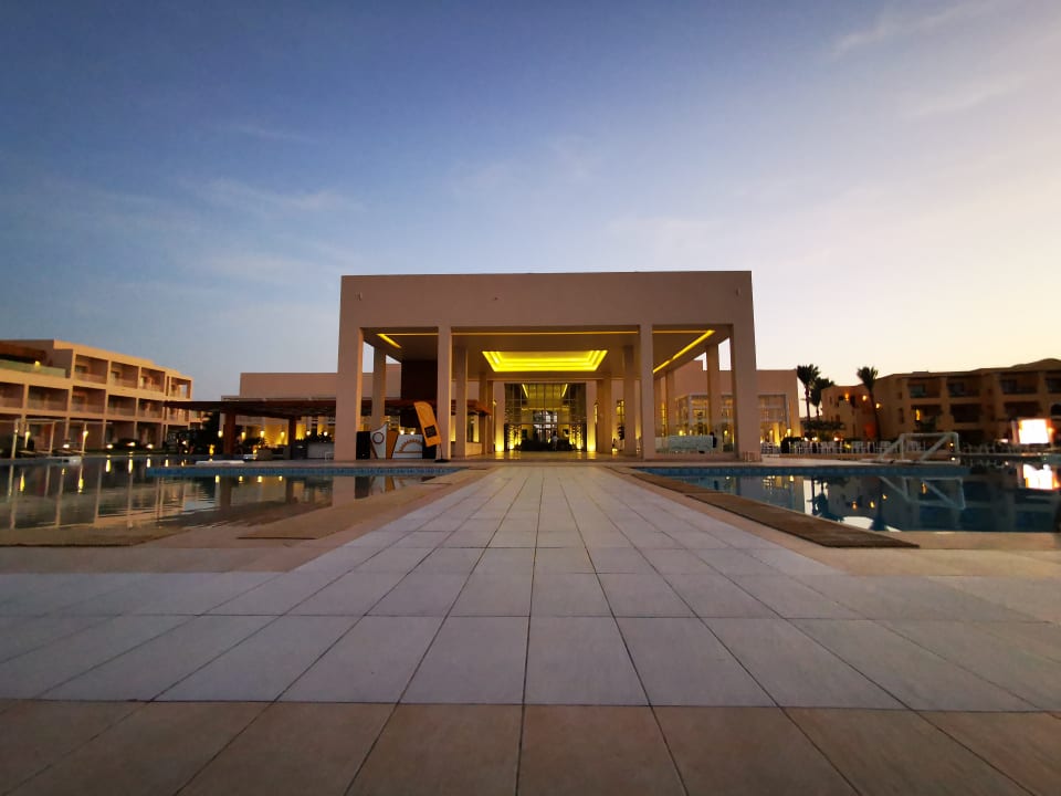 "Außenansicht" Jaz Maraya Resort (Marsa Alam) • HolidayCheck (Marsa ...