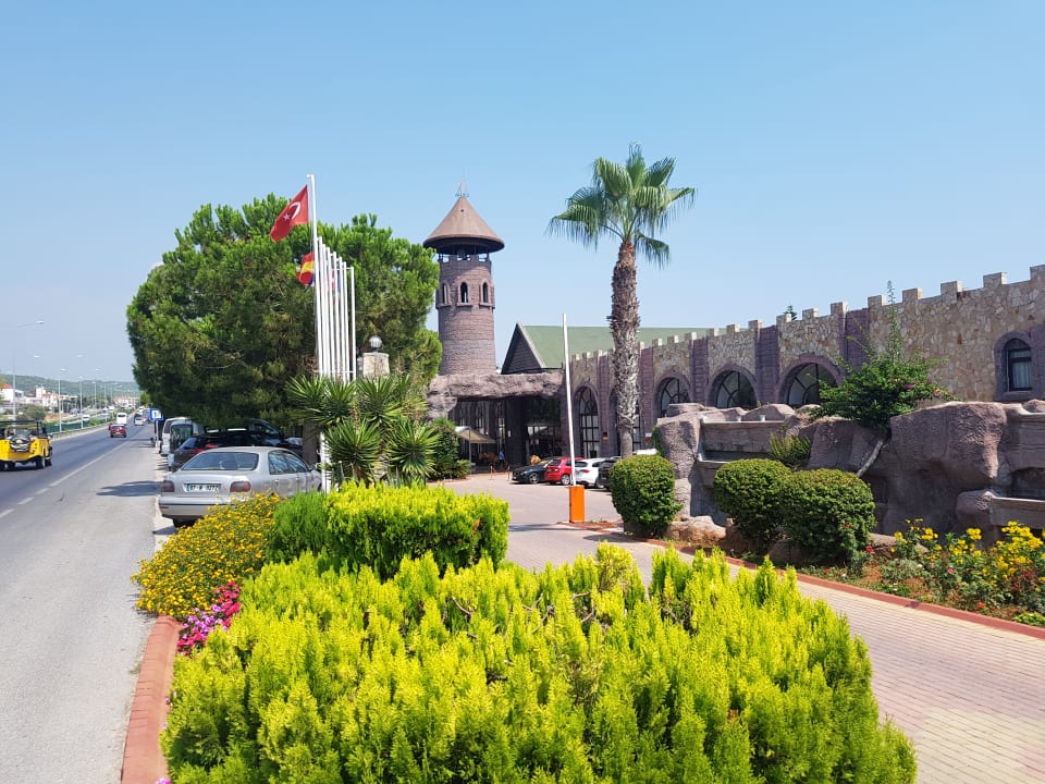 "Eingang von der Straße " Oz Hotels Incekum Beach (Incekum ...