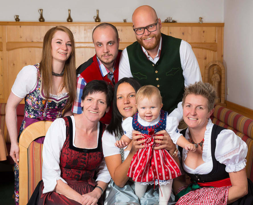"Unser Team " Familien- & Wanderhotel Erika (Wagrain) • HolidayCheck ...