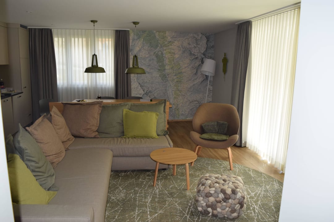 "Wohnraum" Reka-Feriendorf Zinal (Anniviers) • HolidayCheck (Kanton ...