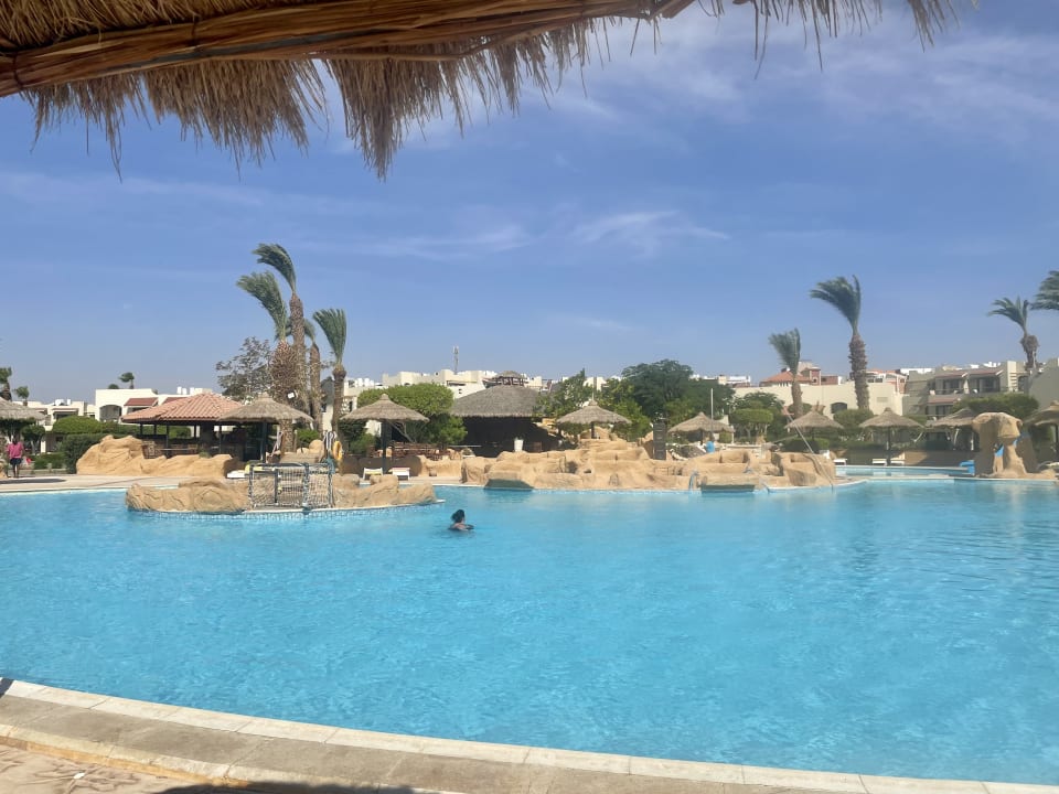 "Pool" Lotus Bay Beach Resort (Abu Soma) • HolidayCheck (Hurghada ...