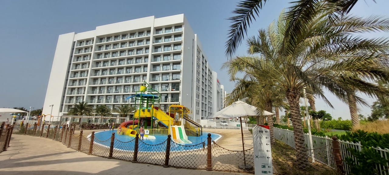 "Außenansicht" Hotel Riu Dubai (Dubai) • HolidayCheck (Dubai ...