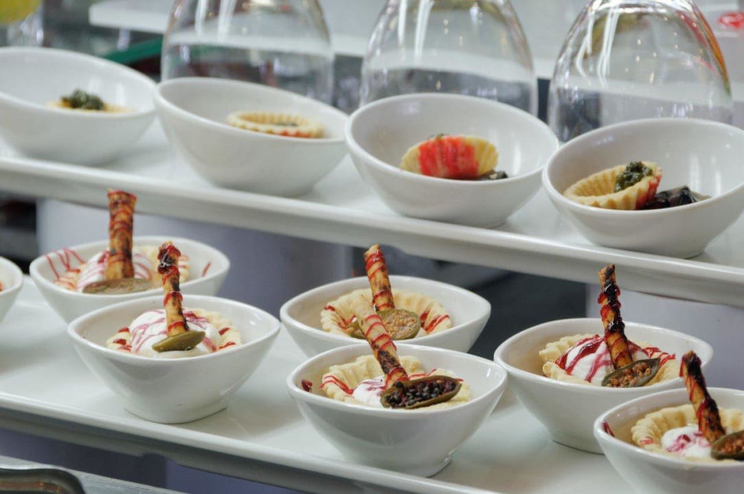 "Buffet - Bellini restaura..." Hotel Venezia Palace Deluxe (Kundu ...