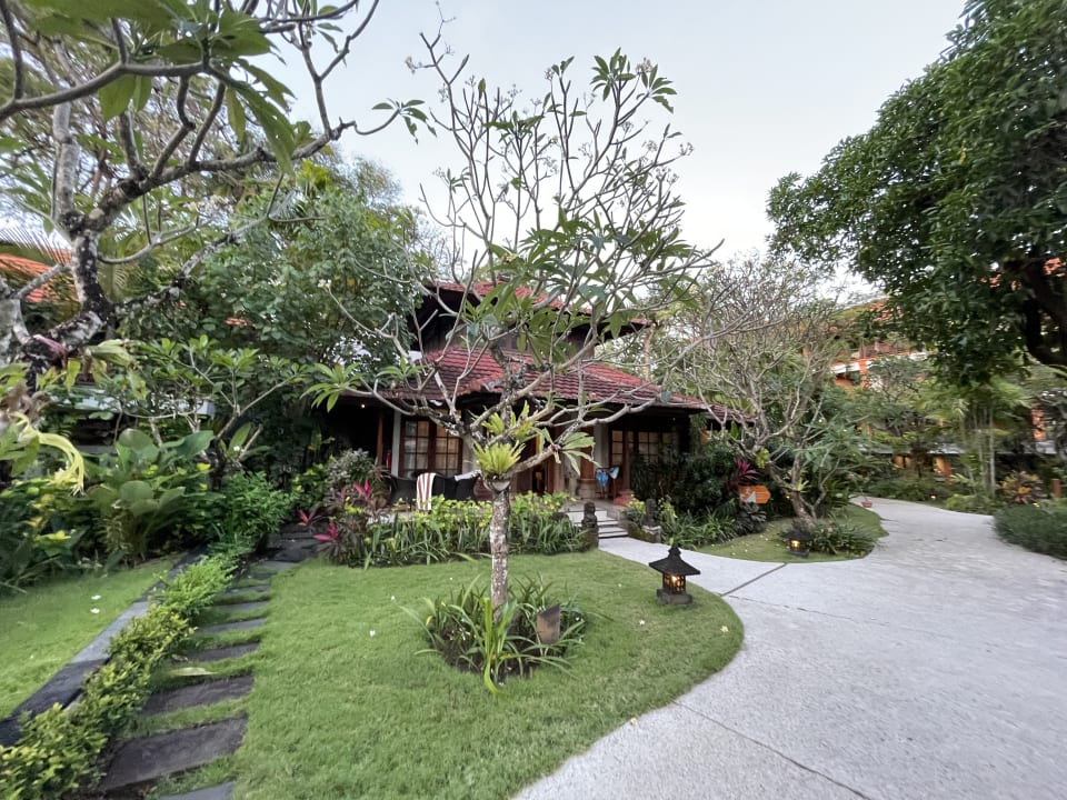 "Strand" Bali Garden Beach Resort (Kuta) • HolidayCheck (Bali | Indonesien)