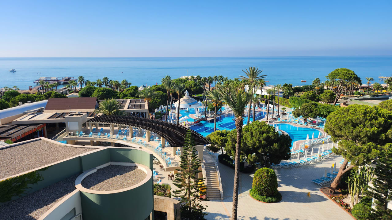 "Ausblick" Limak Atlantis De Luxe Hotel & Resort (Belek) • HolidayCheck ...