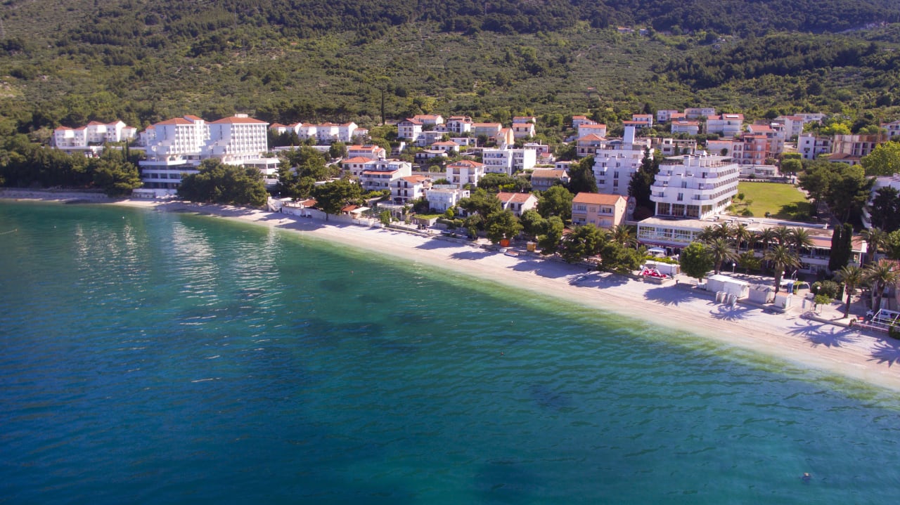"Außenansicht" Hotel Laguna (Gradac) • HolidayCheck (Dalmatien | Kroatien)