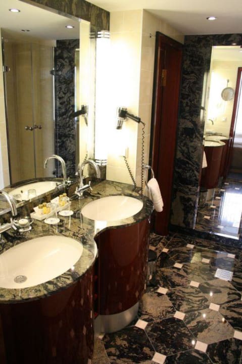 "Suite 3" Maritim Hotel am Schlossgarten Fulda (Fulda) • HolidayCheck ...
