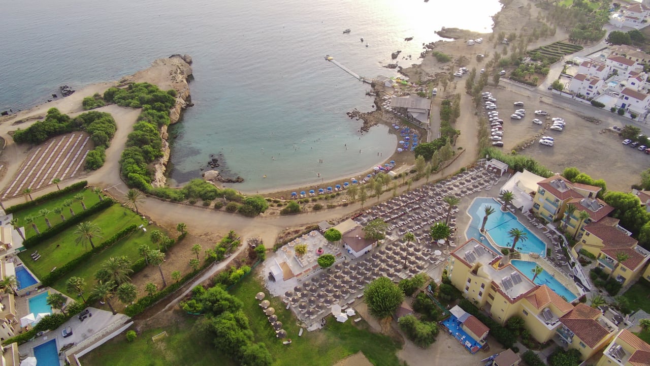 "Strand" Malama Beach Holiday Village (Paralimni) • HolidayCheck ...
