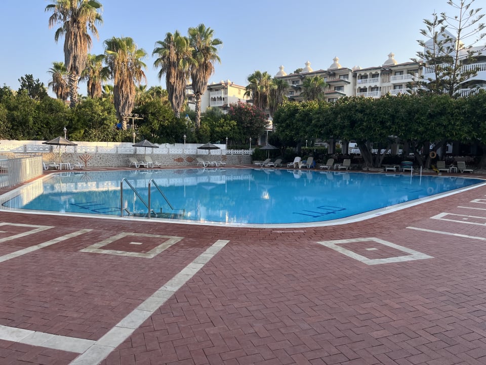 "Gartenanlage" Hotel Defne Ana (Side) • HolidayCheck (Türkische Riviera ...