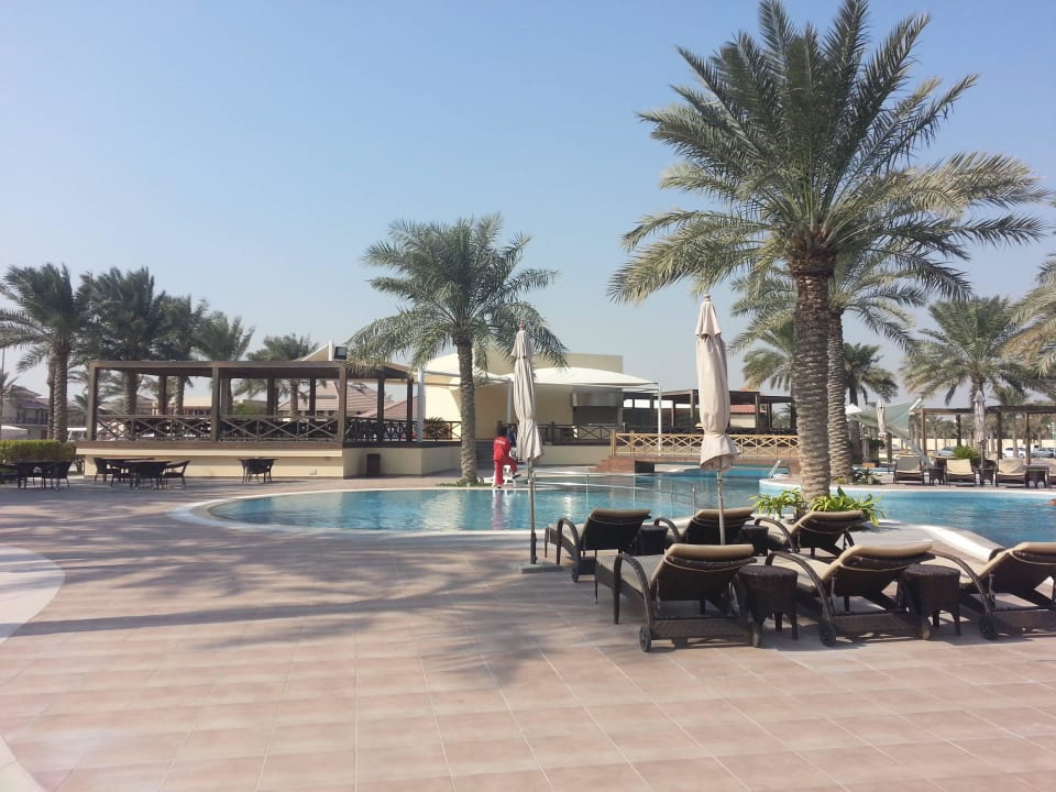 "Pool" AlBander Hotel & Resort (Sitrah) • HolidayCheck (Bahrain | Bahrain)