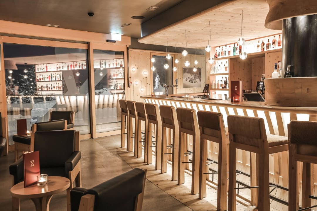 "Allegra Bar" Bestzeit Lifestyle & Sport Hotel (Parpan) • HolidayCheck ...