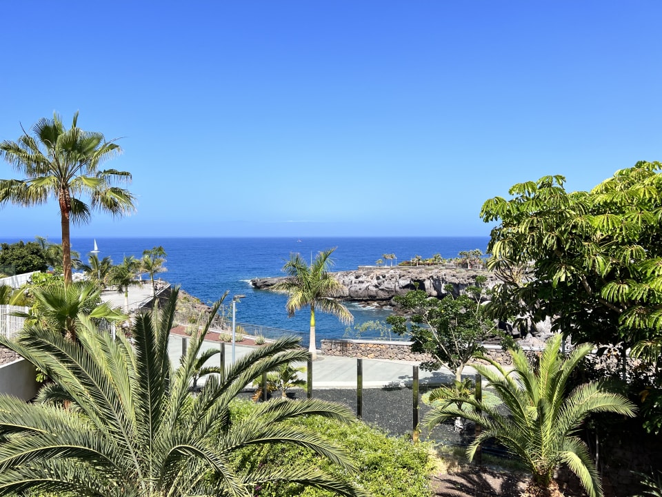 "Strand" Adrián Hoteles Roca Nivaria (Costa Adeje) • HolidayCheck ...