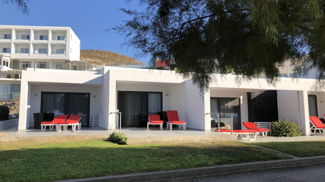 "Außenansicht" Dimitra Beach Hotel & Suites (Aghios Fokas ...