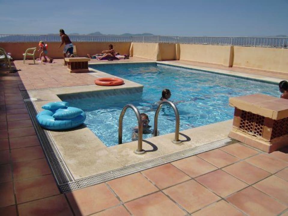 "Hotelowy basen na dachu" MLL Hotel Caribbean Bay (El Arenal / S'Arenal ...