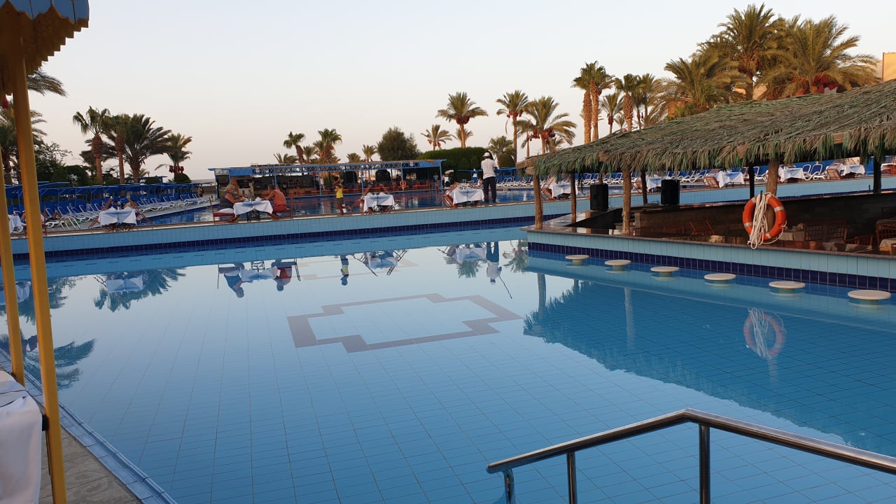 "Pool" Arabia Azur Resort (Hurghada) • HolidayCheck (Hurghada/Safaga ...