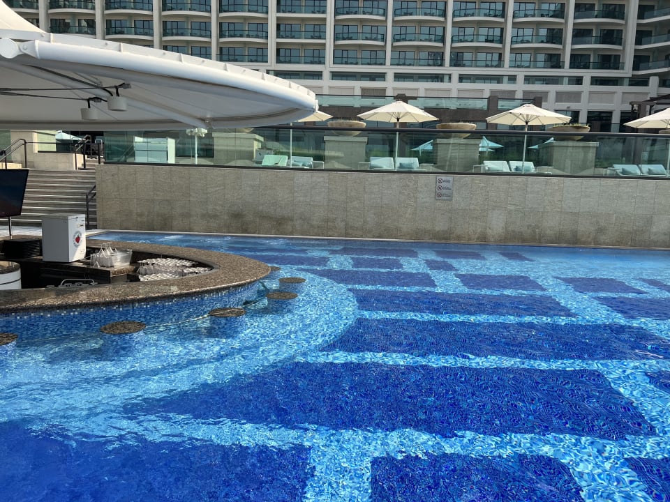 "Pool" Marriott Resort Palm Jumeirah, Dubai (Dubai) • HolidayCheck ...