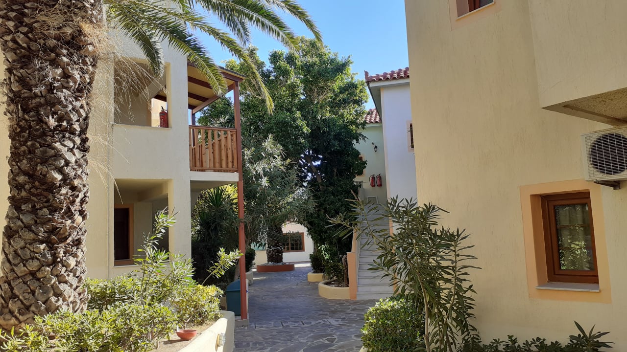 "Hinterland Kampos" Hotel Kampos Village Resort (Kambos Marathokambos ...