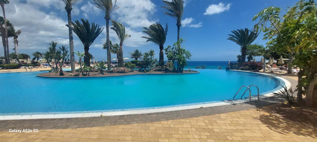 "Pool" R2 Pajara Beach (Costa Calma) • HolidayCheck (Fuerteventura ...