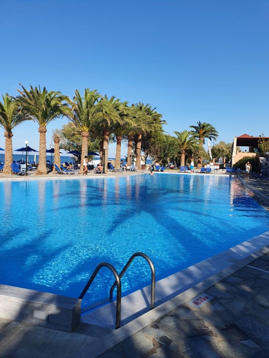 "vom Hotel zum wunderschön..." Hotel Mare Monte Beach (Georgioupolis ...