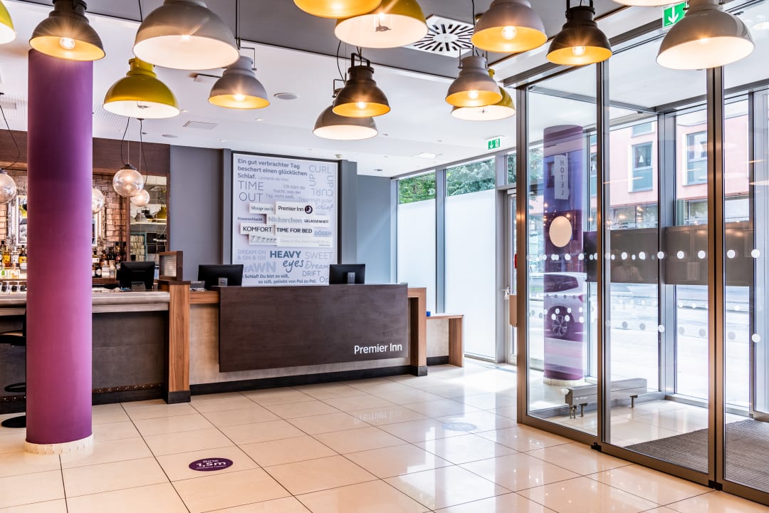 "Lobby" Premier Inn Hamburg City Millerntor (Hamburg) • HolidayCheck ...