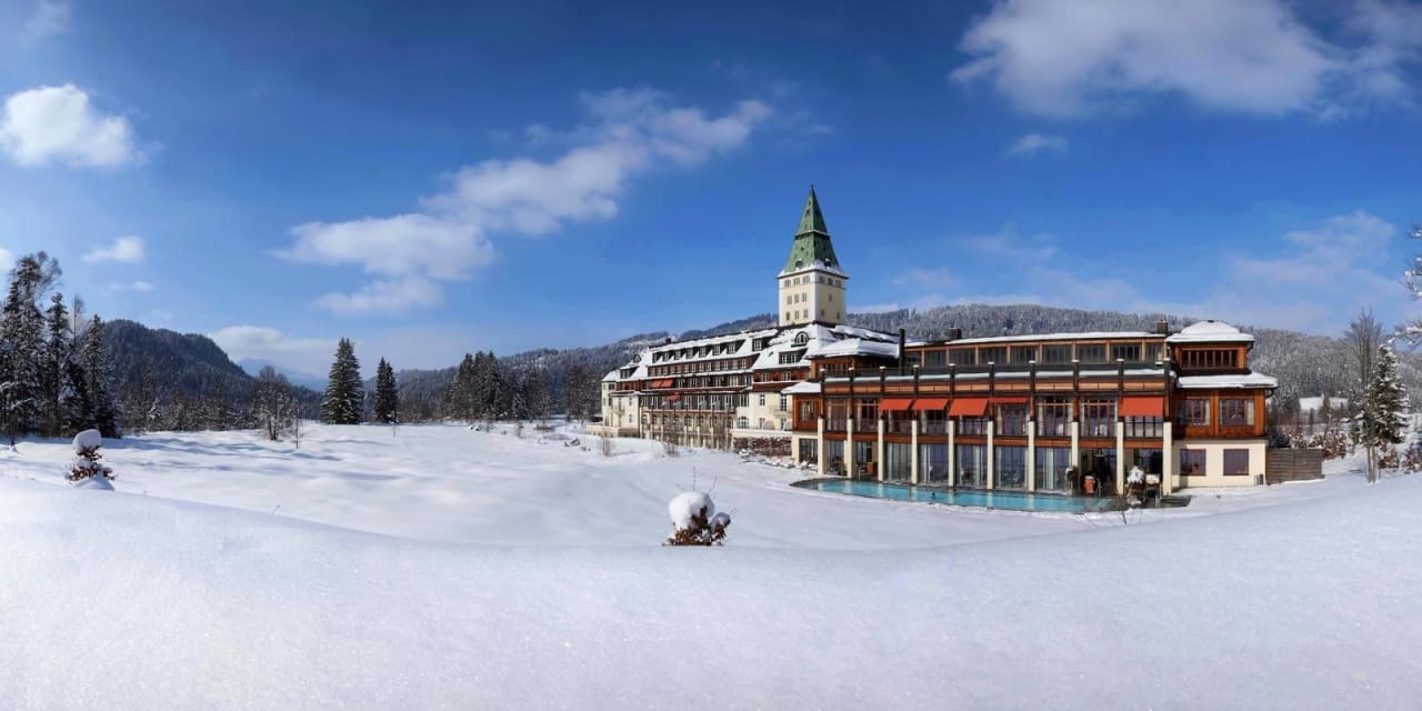 "Winter" Schloss Elmau - Luxury Spa Retreat & Cultural Hideaway (Krün ...