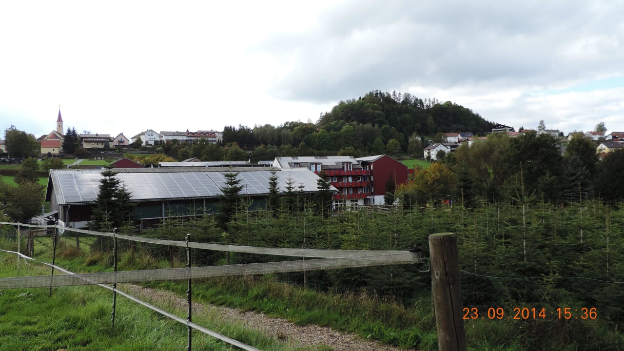 "Blick auf deas Hotel" Familienhotel Reiterhof Runding (Runding ...