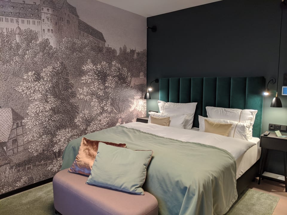 "Das urgemütliche Bett..." Hotel & Spa Suiten FreiWerk (Stolberg ...