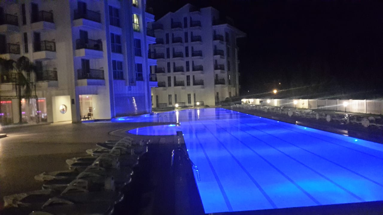 "Pool" Royal Atlantis Spa & Resort (Side - Gündogdu) • HolidayCheck ...