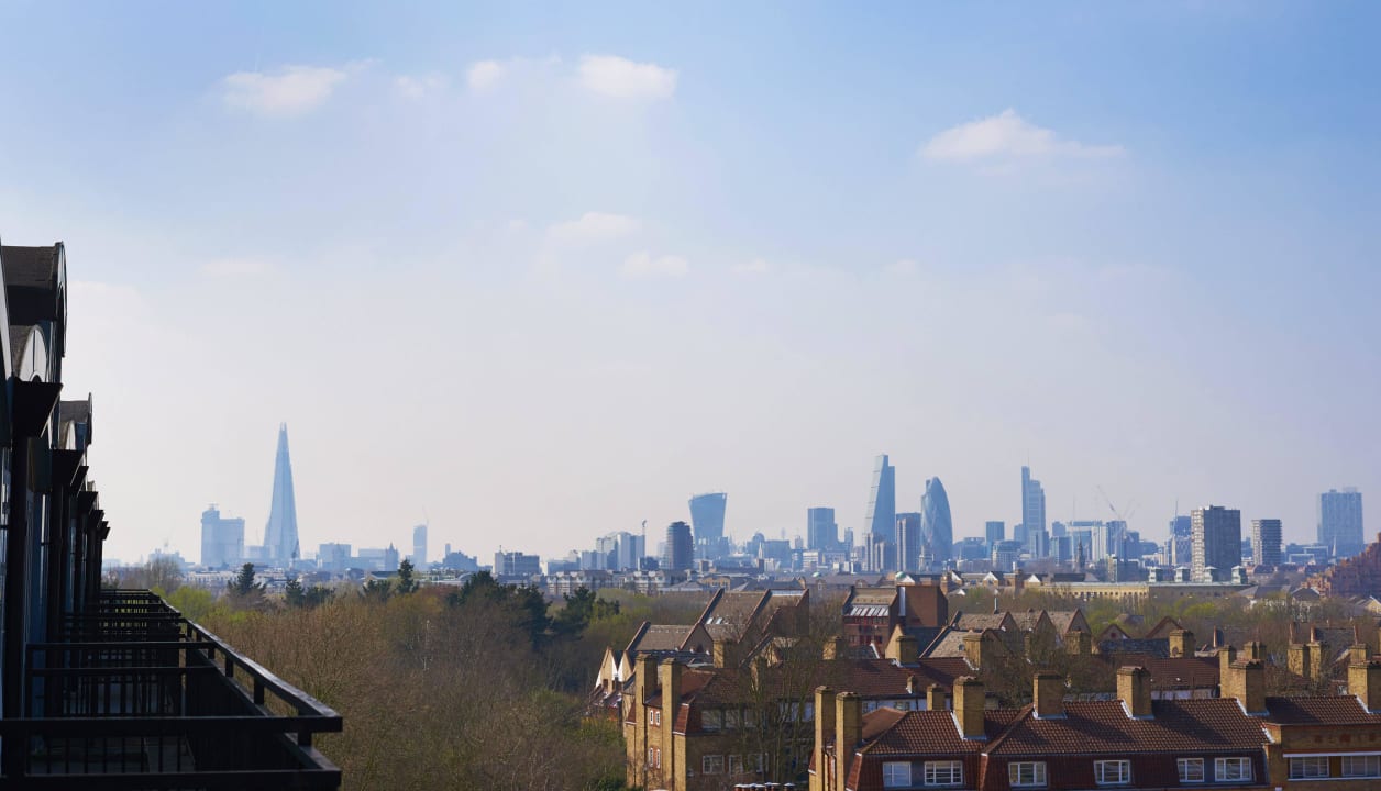 "City View from Balcony" DoubleTree by Hilton Hotel London - Docklands ...