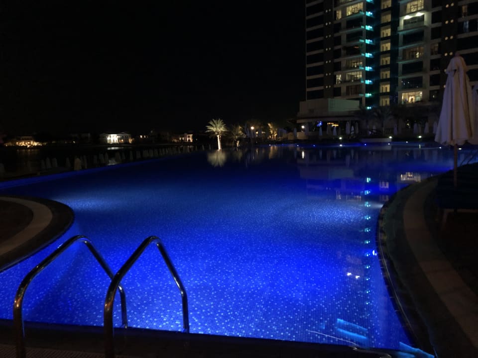 "Pool" DUKES THE PALM - a Royal Hideaway Hotel (Dubai) • HolidayCheck ...