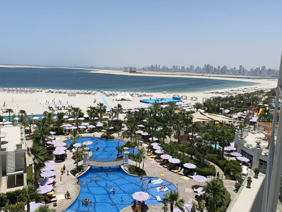 "Außenansicht" Centara Mirage Beach Resort Dubai - A World of Family ...