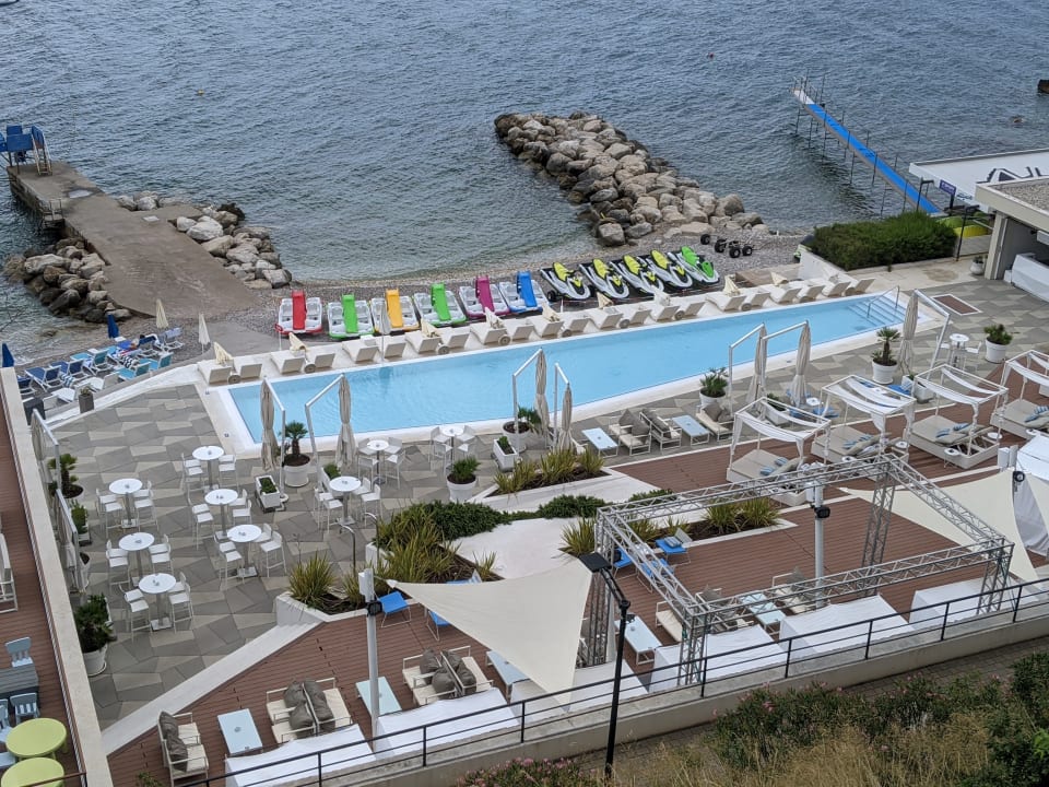 "Beach bar" Valamar Bellevue Resort (Rabac) • HolidayCheck (Istrien ...