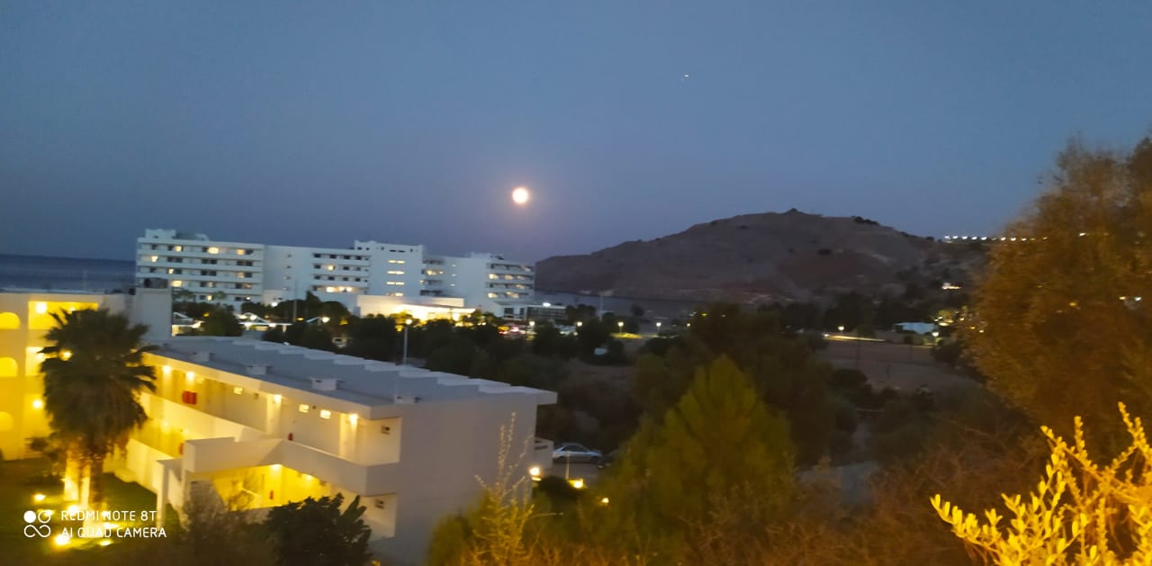 "Hauptpool" Lindos White Hotel & Suites (Kalathos) • HolidayCheck ...