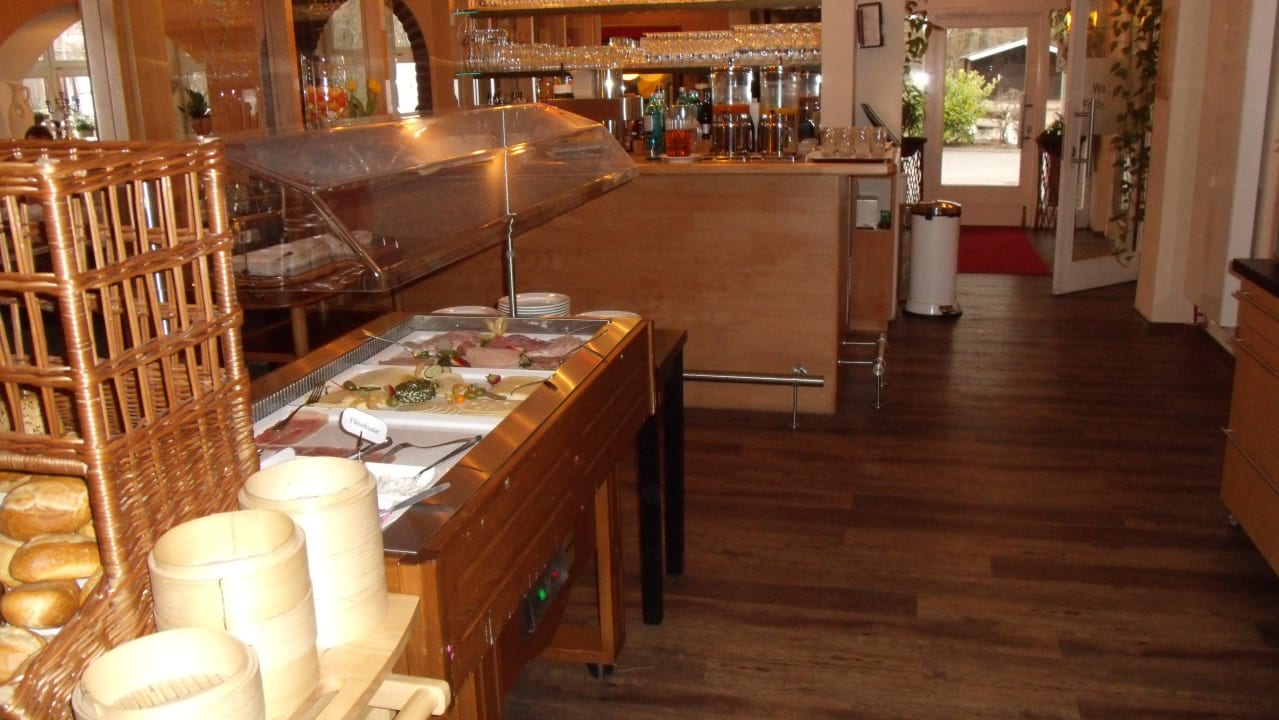 "Frühstück" Hotel im Schützenhof Jever (Jever) • HolidayCheck ...