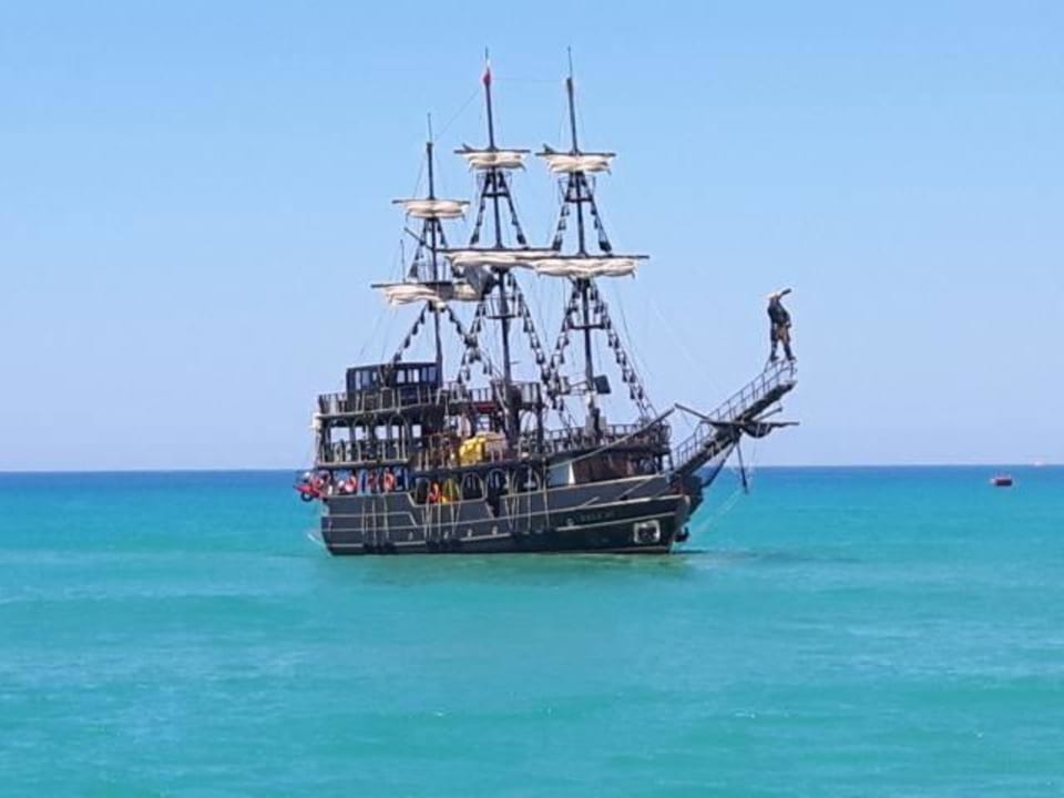 "Piratenboot" Club Hotel Turan Prince World (Manavgat - Kizilagac ...