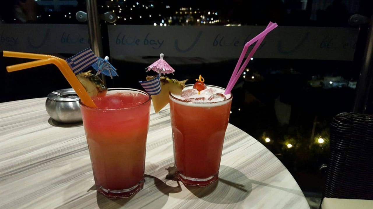 "Cocktails " Blue Bay Resort Hotel (Agia Pelagia) • HolidayCheck (Kreta ...