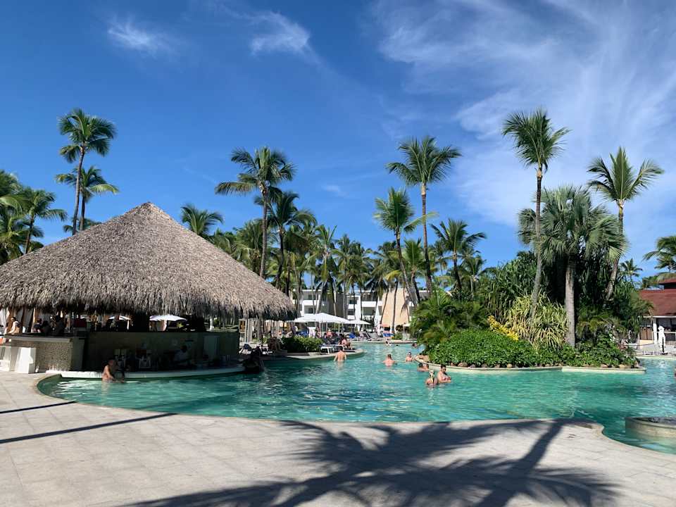 "Pool" Grand Bávaro Princess (Bavaro) • HolidayCheck (Dominikanische ...