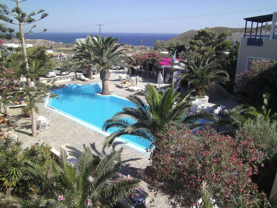 "Blick zum Pool" Paradise Resort (Akrotiri) • HolidayCheck (Santorini ...