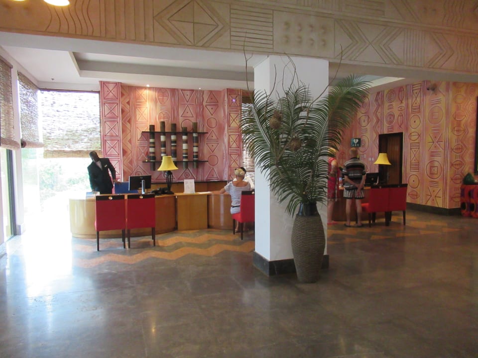 "Lobby" LABRANDA Coral Beach Resort (Brufut) • HolidayCheck (West Coast ...