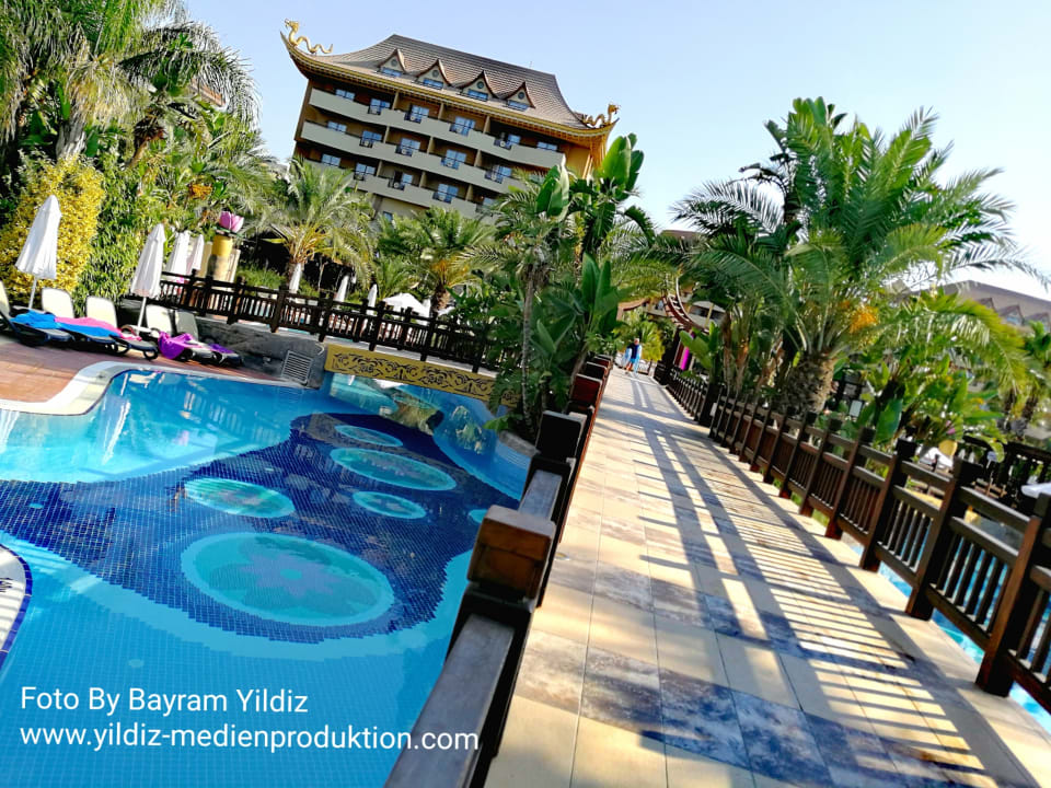 "Royal Dragon Side Am Pool..." Hotel Royal Dragon (Evrenseki ...