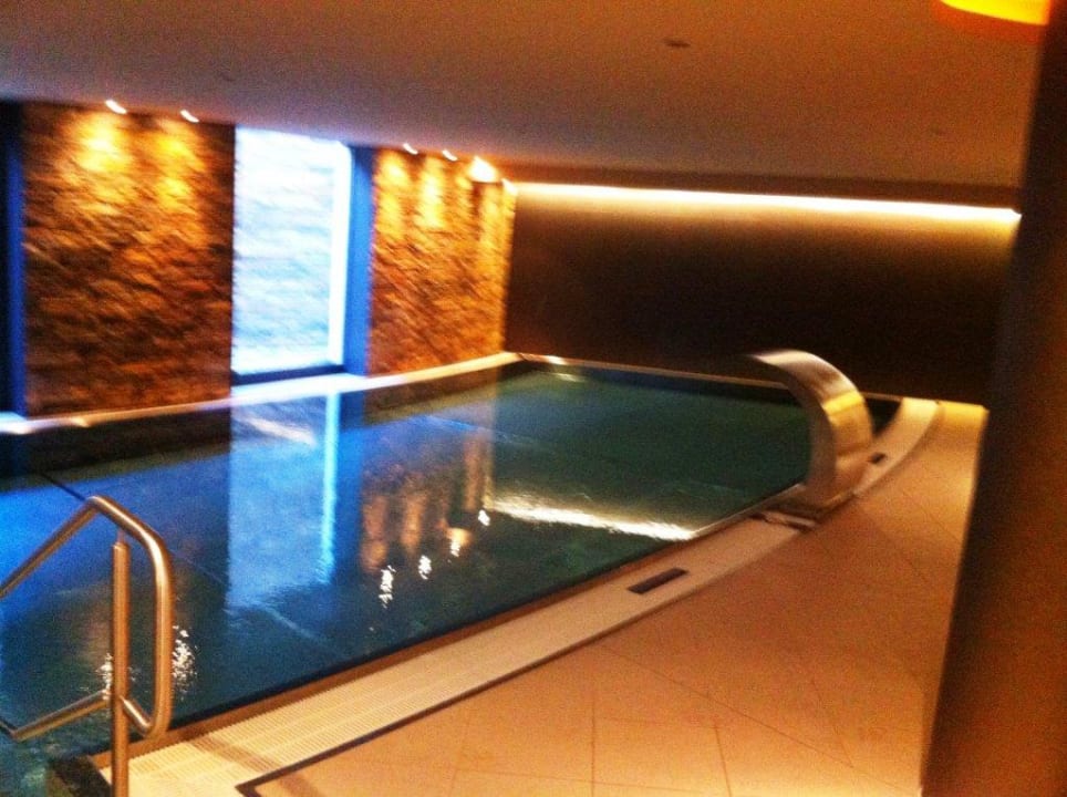 Infinity Pool Munchen