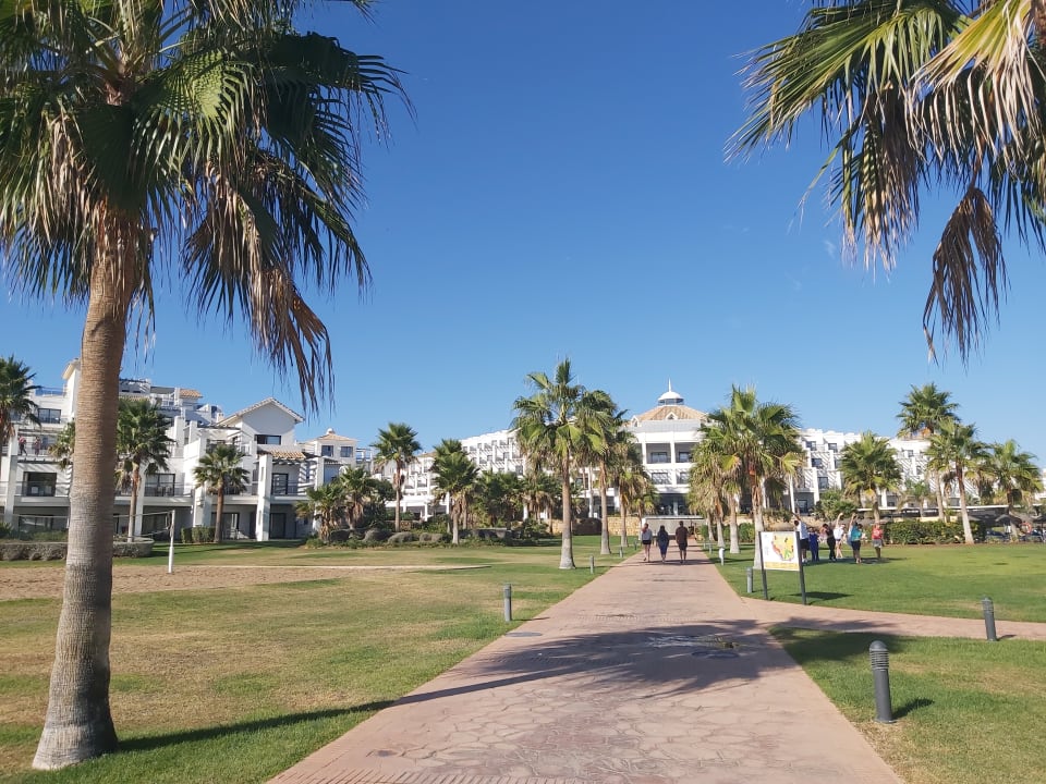 "Außenansicht" Estepona Hotel & Spa Resort (Estepona) • HolidayCheck ...