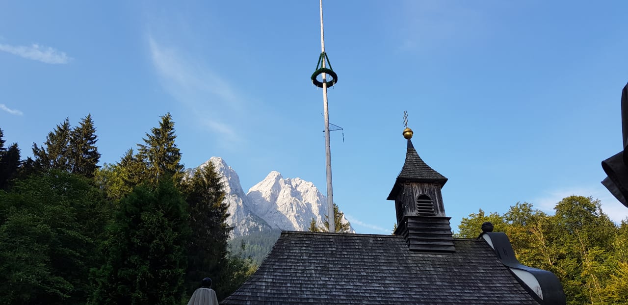 "Direkt neben dem Hotel ge..." Berghotel Hammersbach (Grainau ...