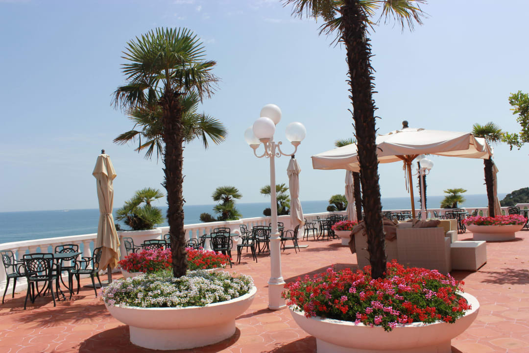 "View " Grand Hotel Le Rocce (Gaeta) • HolidayCheck (Latium | Italien)