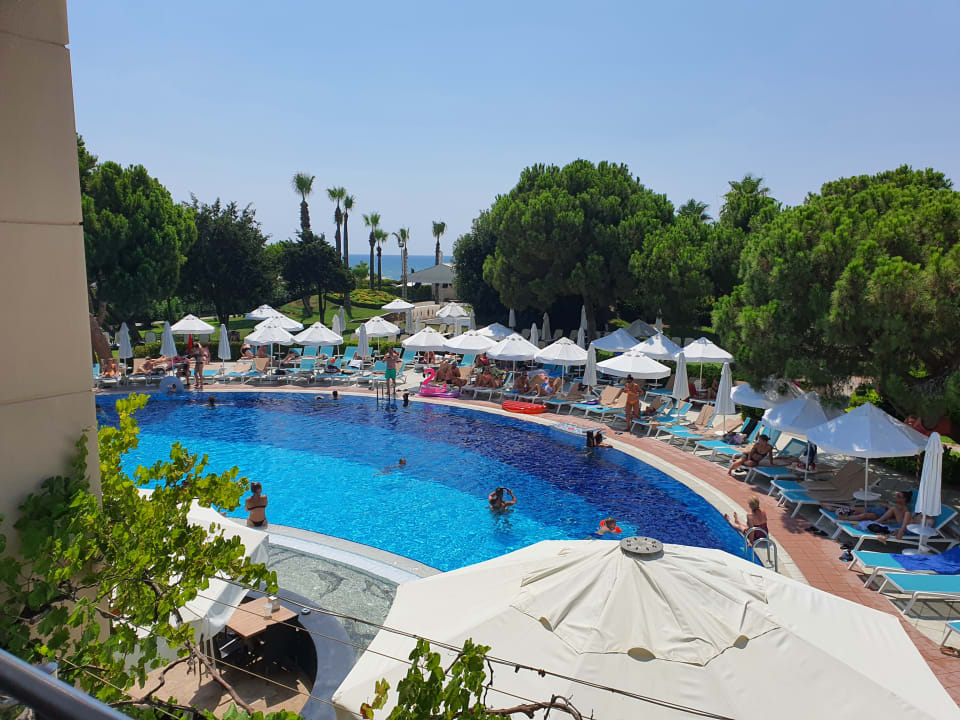 "Pool" Limak Atlantis De Luxe Hotel & Resort (Belek) • HolidayCheck ...