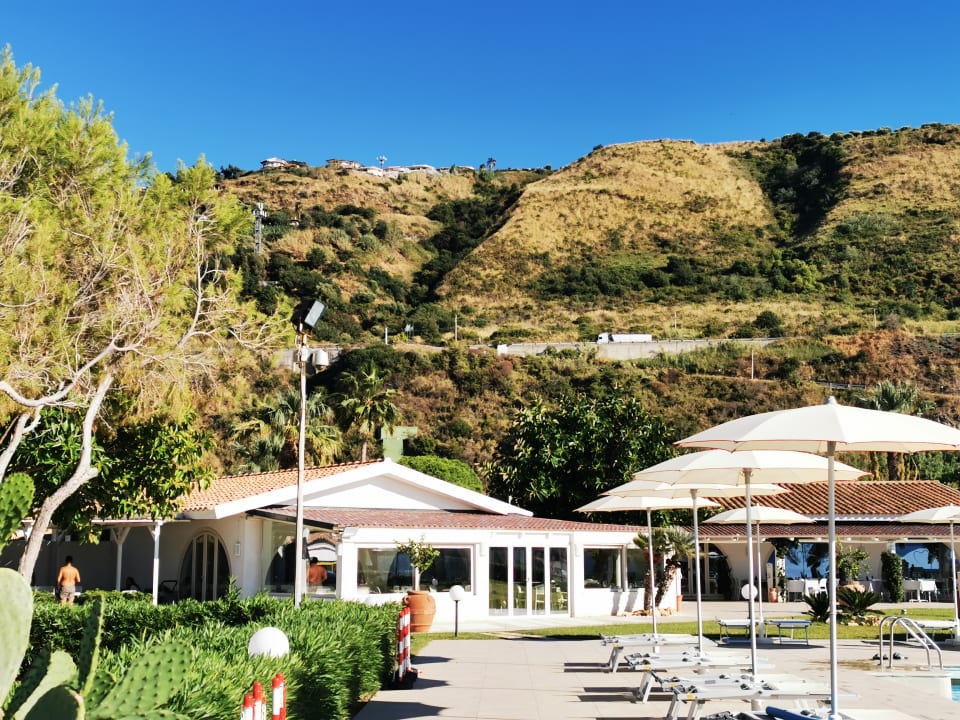 "180° Drehung von Strandba..." VOI Tropea Essentia (Parghelia ...