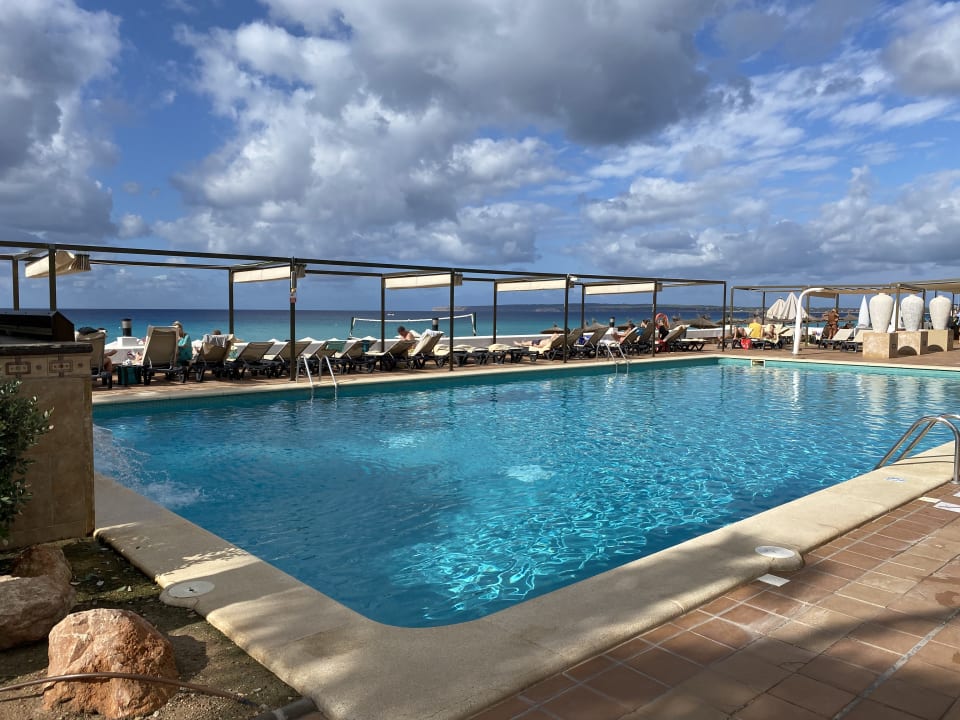 "Pool" Hotel Riu La Mola (Es Calo) • HolidayCheck (Formentera | Spanien)