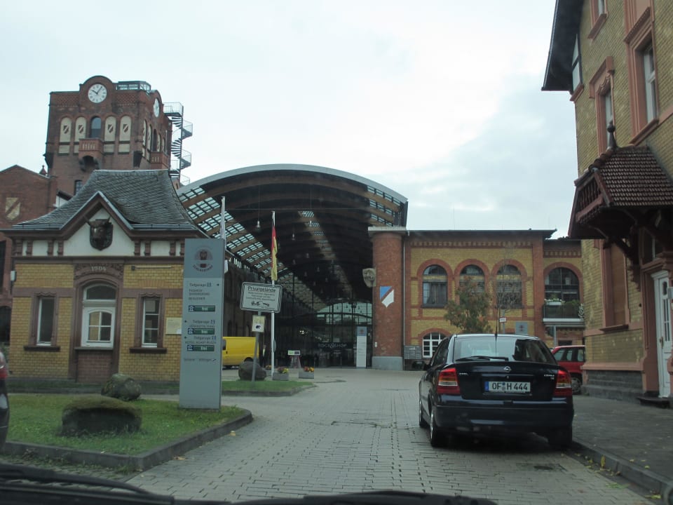 "Zufahrt" ACHAT Hotel Offenbach Plaza (Offenbach am Main ...